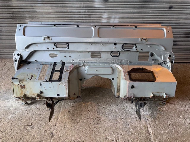 LAND ROVER DEFENDER Tdci PUMA 2.4 BARE bulkhead NO damage £800.00 ...