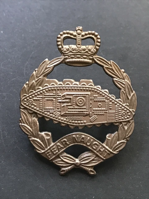 ROYAL TANK CORPS Original British Army Cap Badge Queens Crown EUR 18,68 ...