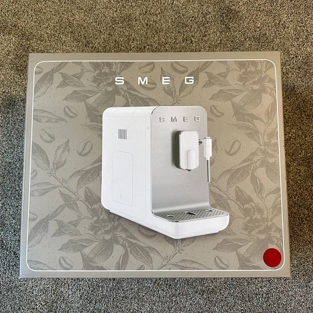 SMEG RED FULLY Automatic Coffee Machine with Integrated Grinder ...