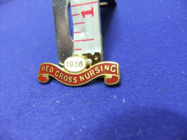BADGE HOSPITAL NURSE nursing red cross first aid 1936 bar war volunteer ...