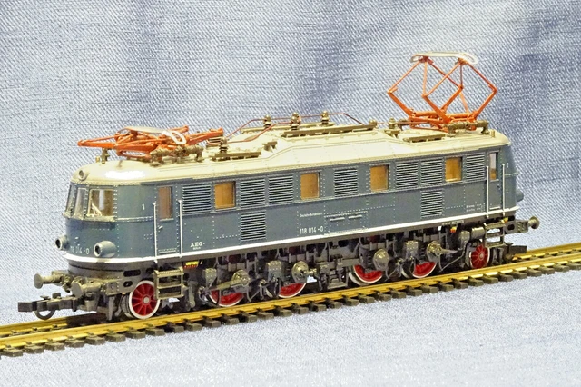 ROCO H0 4141 B Elektrolok BR 118 014 der DB - Deutsche Bundesbahn - blau - OVP EUR 59,00 ...