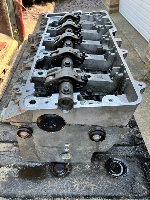 LAND ROVER DISCOVERY 2 TD5 Cylinder Head £300.00 - PicClick UK