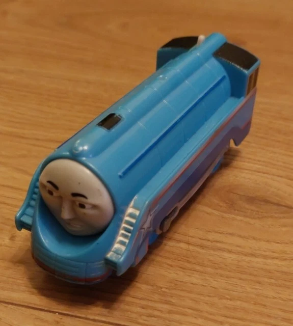 THOMAS THE TANK engine trackmaster trains Metallic Gordon £28.95 ...