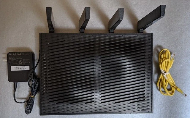 NETGEAR NIGHTHAWK R8500 X8 AC5300 6-Port Gigabit Wireless Tri-Band ...