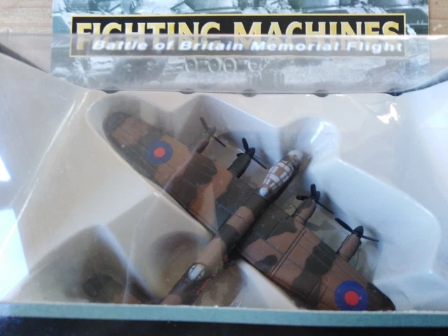 CORGI SHOWCASE FIGHTING Machines Lancaster BBMF CS90276 Box Stand ...