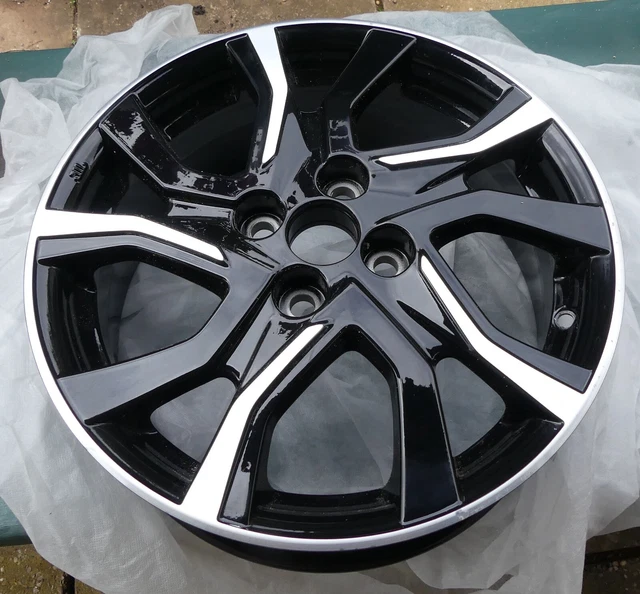 GENUINE TOYOTA YARIS MK3 16" ALLOY WHEEL 10 spoke, v good condition ...