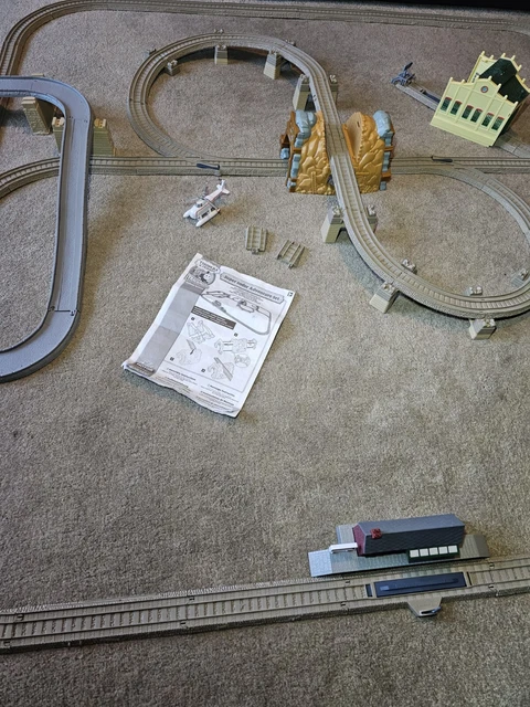 TOMY TRACKMASTER THOMAS And Friends Super Sodor Adventure Set TRACK ...