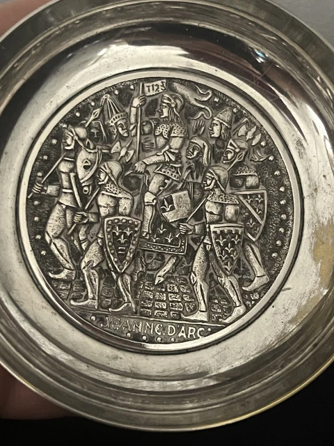 ANCIENNE COUPE METAL Argente Augis - Jeanne D'arc Silver Plated EUR 35 ...