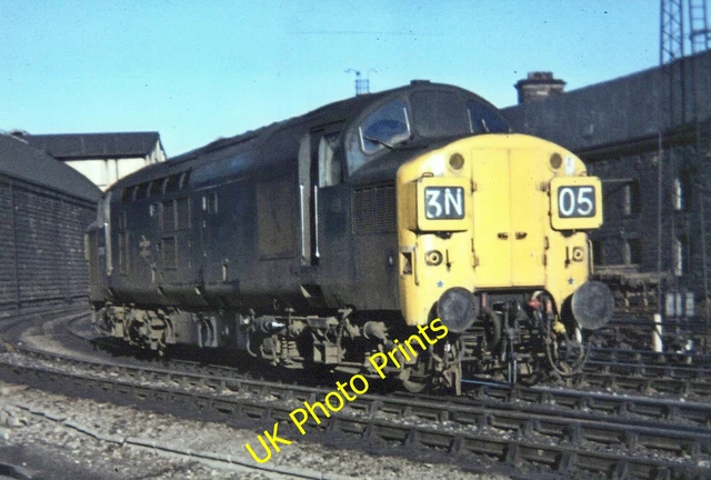 RAILWAY PHOTO 6X4 Class 37 37117 Light Engine Newcastle Central c1974 £ ...
