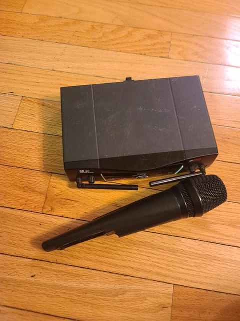 AKG SR-40 SINGLE channel Mini-Pro Wireless Microphone system £39.94 ...