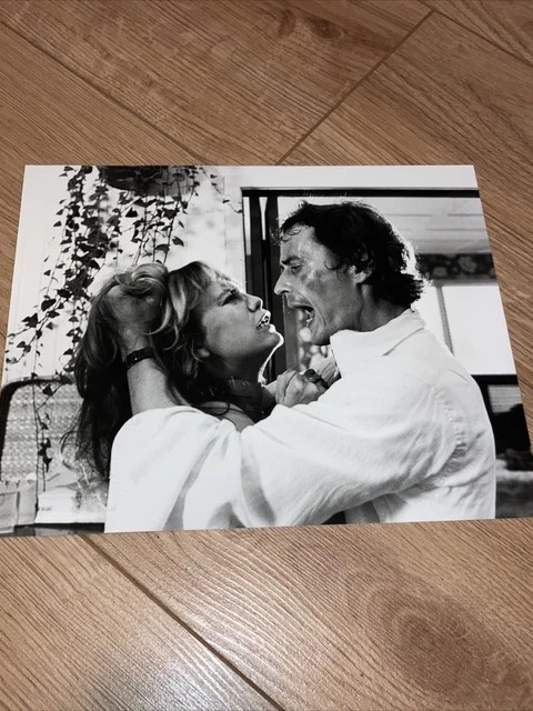 SUSAN GEORGE & Stephen Mchattie in Tomorrow Never Comes - original ...