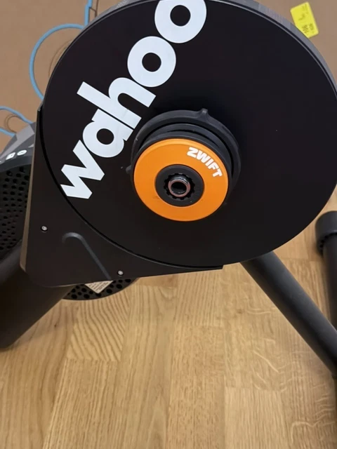 WAHOO KICKR mit Zwift Cog und Click EUR 146,44 - PicClick DE