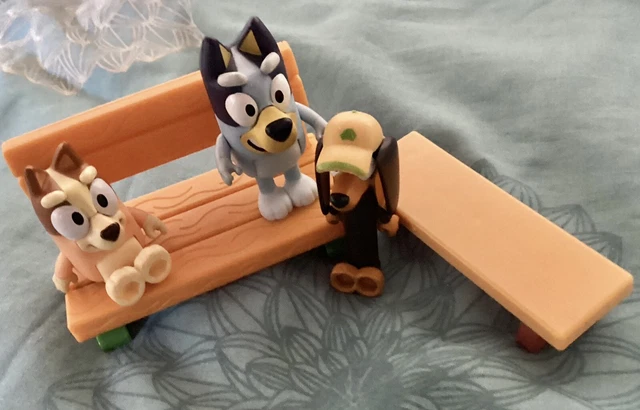 BLUEY CHARACTER FIGURES Bluey Bingo Snickers With Bench & Seat CBeebies ...