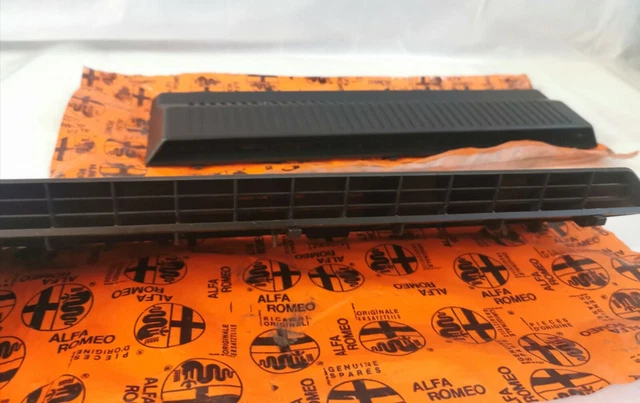 GRID AIR VENTS Bonnet Front Alfa Romeo Giulietta 80 (2 Pieces) £85.80 - PicClick UK