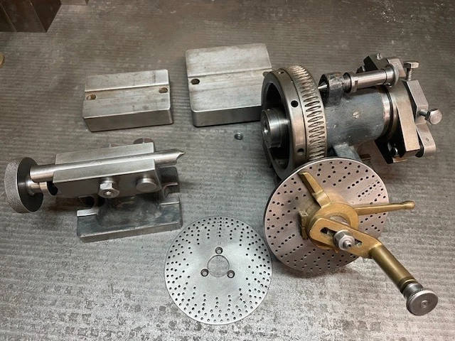 TOM SENIOR DIVIDING Head with Tailstock and Raising Blocks and two ...