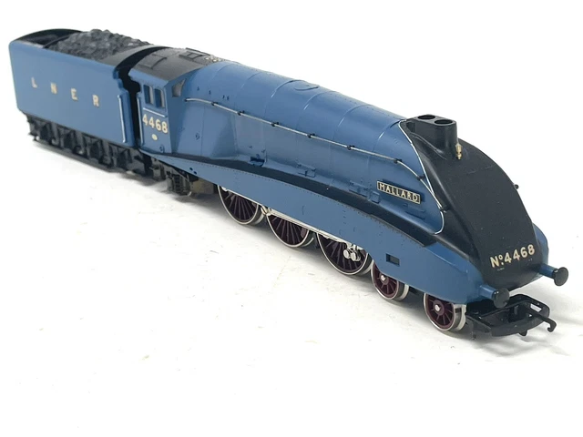 HORNBY RAILWAYS R327 LNER A4 Class Loco "MALLARD" MINT BOXED £82.00 ...