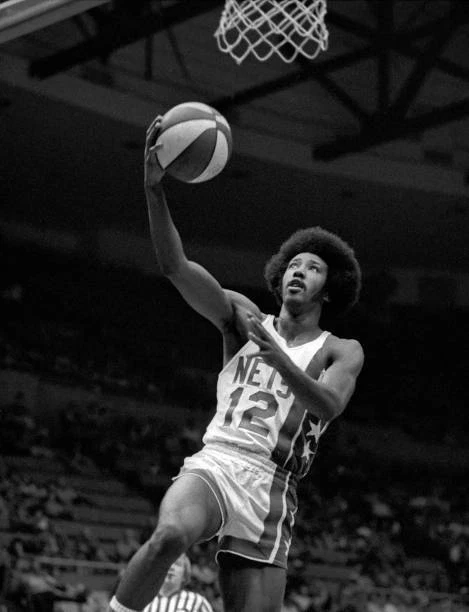 BASKETBALL GUARD MIKE Gale Of The New York Nets 1975 OLD PHOTO £5.56 ...