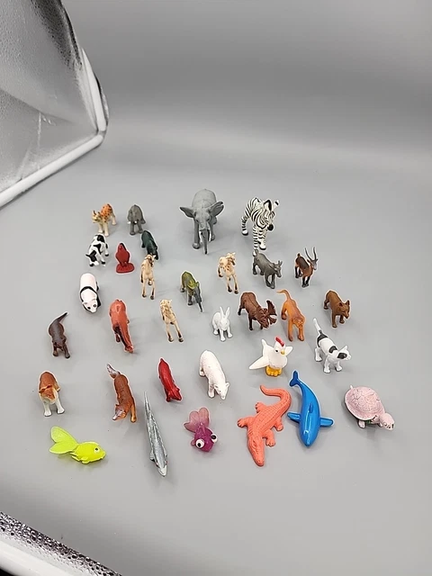 32 PC ANIMALS Toy Mini Zoo Small and medium plastic Figures US $19.99 ...