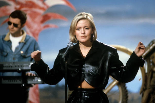 EIGHTH WONDER & Patsy Kensit In Germany 1988 Old Music Photo 3 EUR 6,71 ...