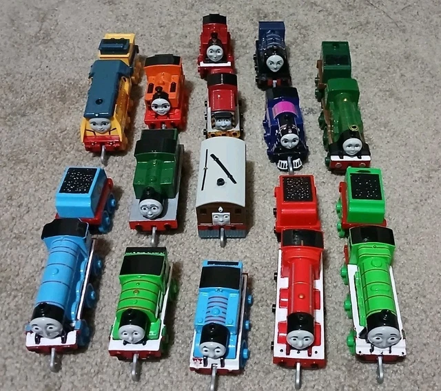 THOMAS & FRIENDS TrackMaster Push Along Custom Engines Lot Of 15 $105. ...
