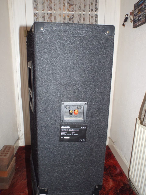 2 X KONIG P.A. Speakers with stands. Bought new and only used in back ...