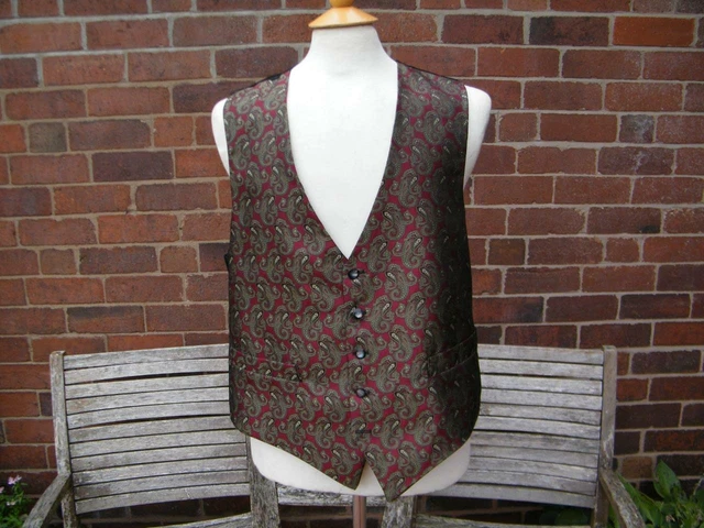 VINTAGE GEORGE ARTHUR Dunn Dark Red Paisley Waistcoat size XL £14.99 ...