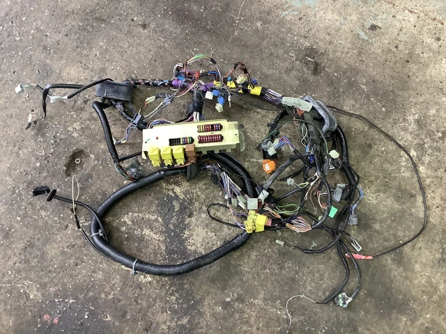 LAND ROVER DEFENDER 90 110 130 Td5 15p Bulkhead Wiring Loom Harness ...