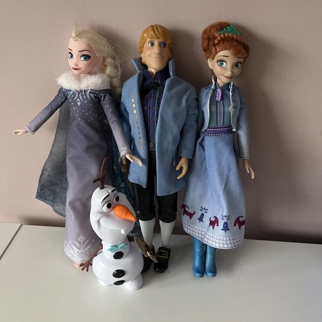 DISNEY FROZEN ADVENTURE Festive Friends Doll Set Elsa Anna Kristoff $37 ...