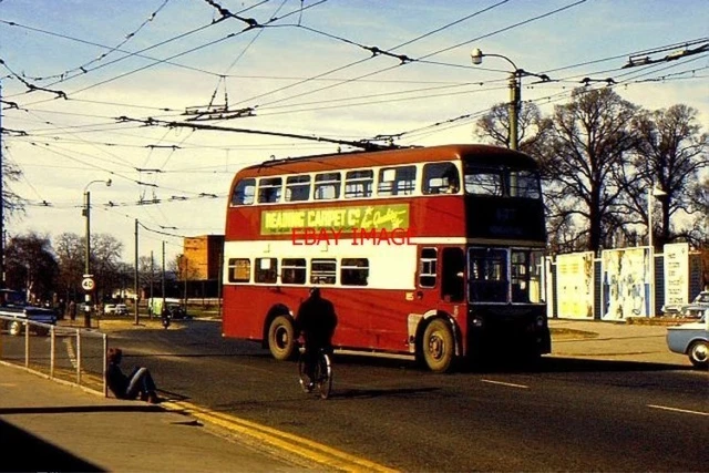 PHOTO 1968 Reading Trolleybus At Norcot Road - Oxford Road Junction A ...
