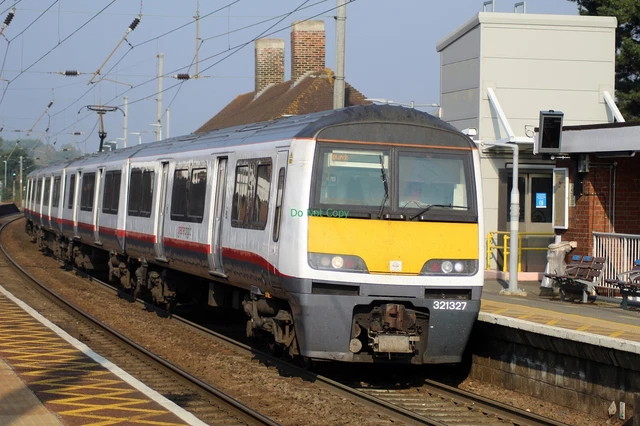 T198 6X4 GLOSSY Photo Greater Anglia Class 321 321327 Manningtree 07.08 ...