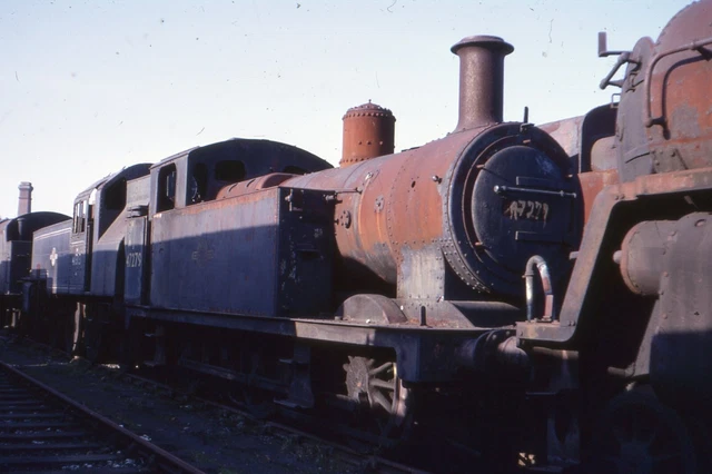 TRANSPORT RAILWAY COLOUR Slide 47279 Woodhams Barry £1.30 - PicClick UK