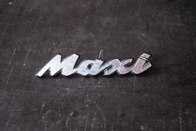 ORIGINAL 1970S BMC BL Austin Maxi Badge/Emblem Vintage/Classic Car £4. ...