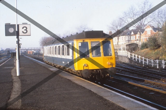 RAILWAY LOCOMOTIVE 35MM Slide – Class 121 Dmu At West Ealing Station ...