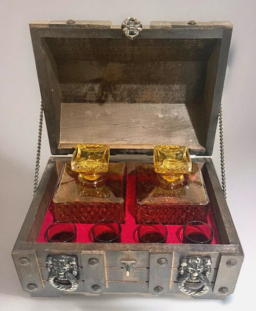 VTG APCO JAPAN Wood Pirate Treasure Chest Amber Glass Decanters & 4 ...