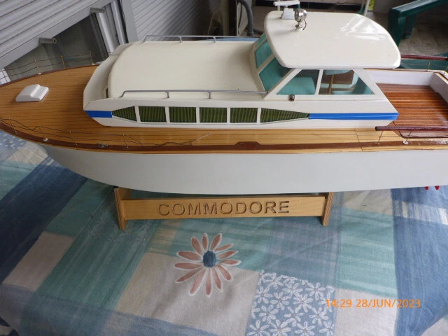 GRAUPNER COMMODORE EUR 395,00 - PicClick DE