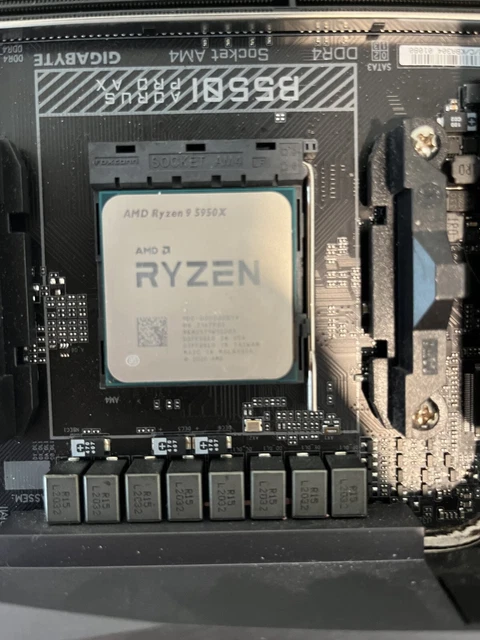 AMD RYZEN 9 5950X Desktop Processor (4.9GHz, 16 Cores, Socket AM4) Box ...