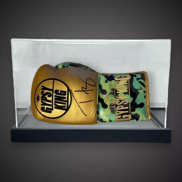 Tyson Fury “gypsy King” Signed Gold Boxing Camouflage Glove £275 In A