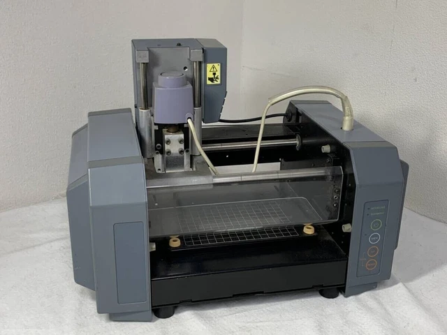 ROLAND MODELA MDX-15 Desktop CNC Mill & 3D Scanning probe Used from ...