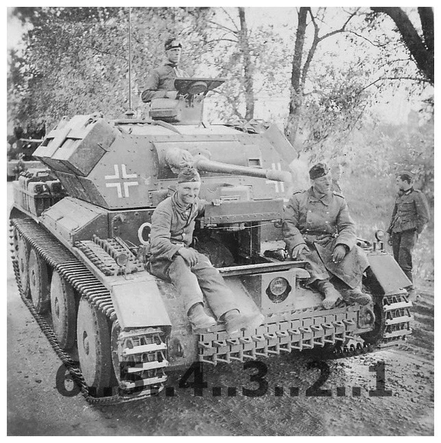 2.WK FOTO F1 englischer Beute-Panzer Crusader mit Balkenkreuz ...