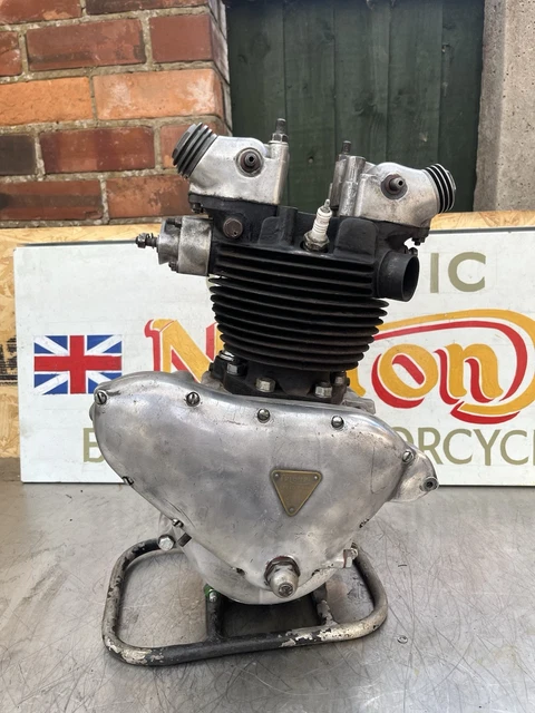 TRIUMPH PRE UNIT 6T Engine Cast Head 1951 Small bearing Thunderbird £ ...