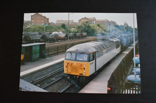 TRAIN PHOTOGRAPH OF Railway Locomotive No 56096 £3.99 - PicClick UK