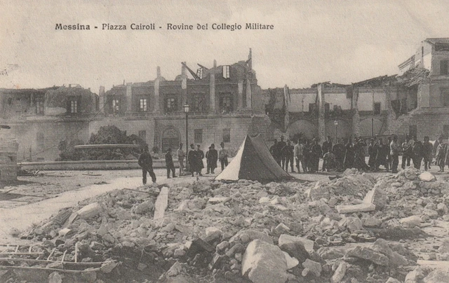 TARJETA POSTAL SICILIA Messina Plaza Cairoli Ruinas De Colegio Militare ...