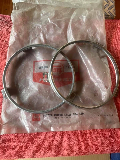 TOYOTA RN10 RN20 Corona rt40 HEADLIGHT LAMP RIM RING Genuine NOS JAPAN ...