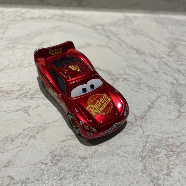 DISNEY PIXAR CARS Lightning McQueen Rust-eze Diecast 1:55 - Play Worn ...