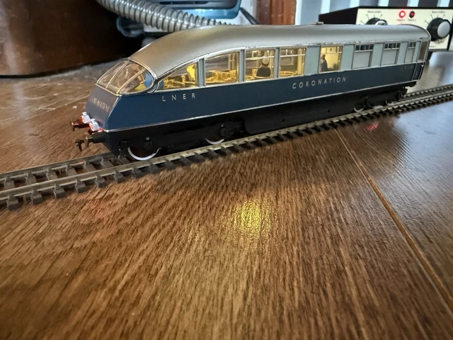 HORNBY R40227 LNER Coronation Observation Coach - Beavertail no 1719 £ ...