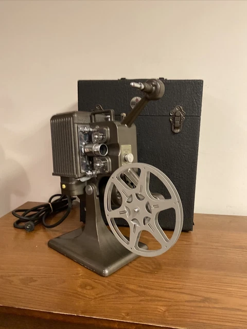 KODAK KODASCOPE EIGHT-90A Vintage 8MM Movie Projector w/ Hard Case ...
