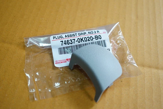 TOYOTA HILUX REVO New Fortuner 2015 Plug Assist Grip No 2 R 74637-0K020 ...