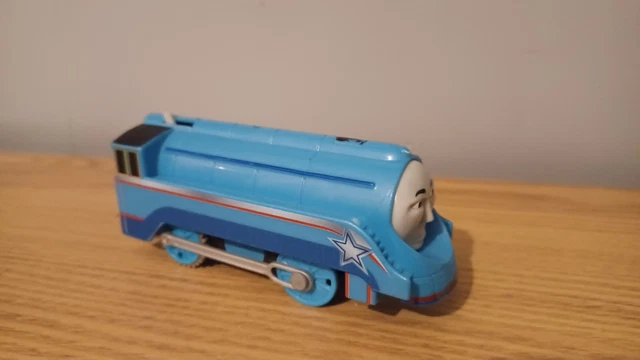 THOMAS TRACKMASTER SHOOTING Star Gordon Train. Battery operated. Very Rare £16.99 - PicClick UK