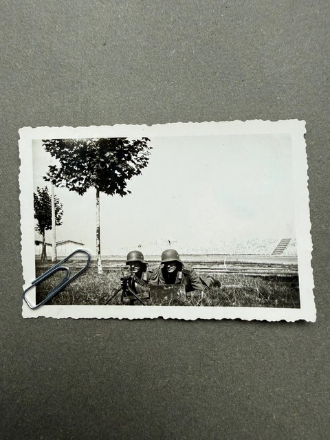 WEHRMACHT GRAB FRIEDHOF Ehrenmal Original Foto 2.WK WW2 EUR 1,00 ...