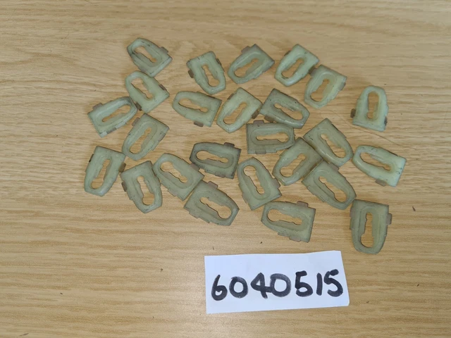 FORD CORTINA MK4 Capri Mk2.New Genuine Ford Body Trim Clips x 25 ...